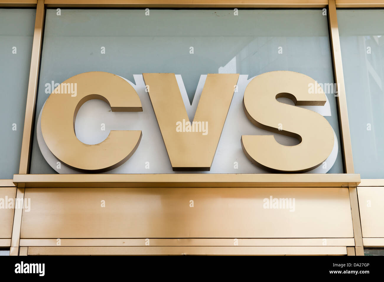 Pharmacy entrance hi-res stock photography and images - Alamy