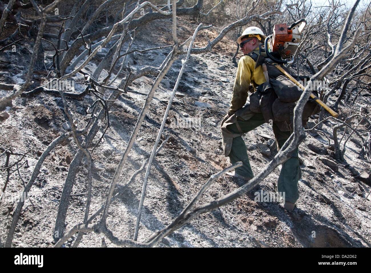 Aug 18, 2009 - Santa Maria, California, U.S. - Firefighters of the ...