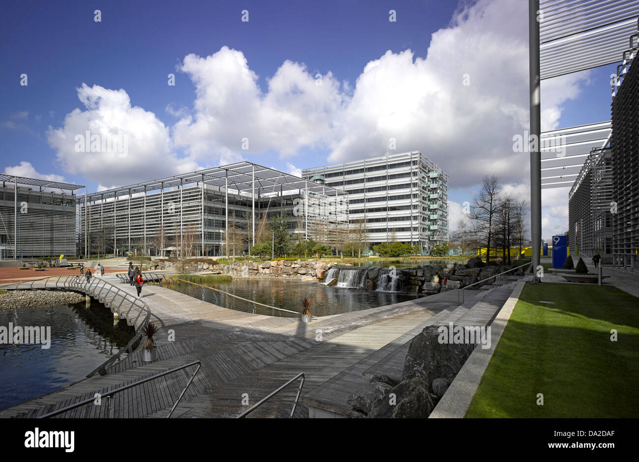 London chiswick park hi-res stock photography and images - Alamy