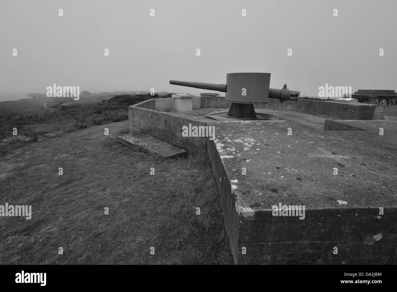 Ww2 gun turret Black and White Stock Photos & Images - Alamy