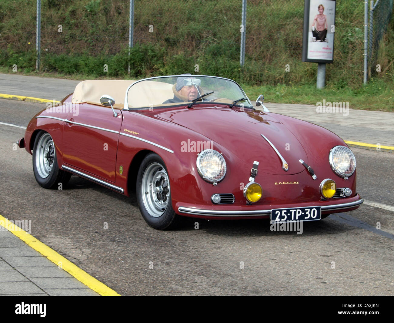 1975 vehicle hi-res stock photography and images - Alamy