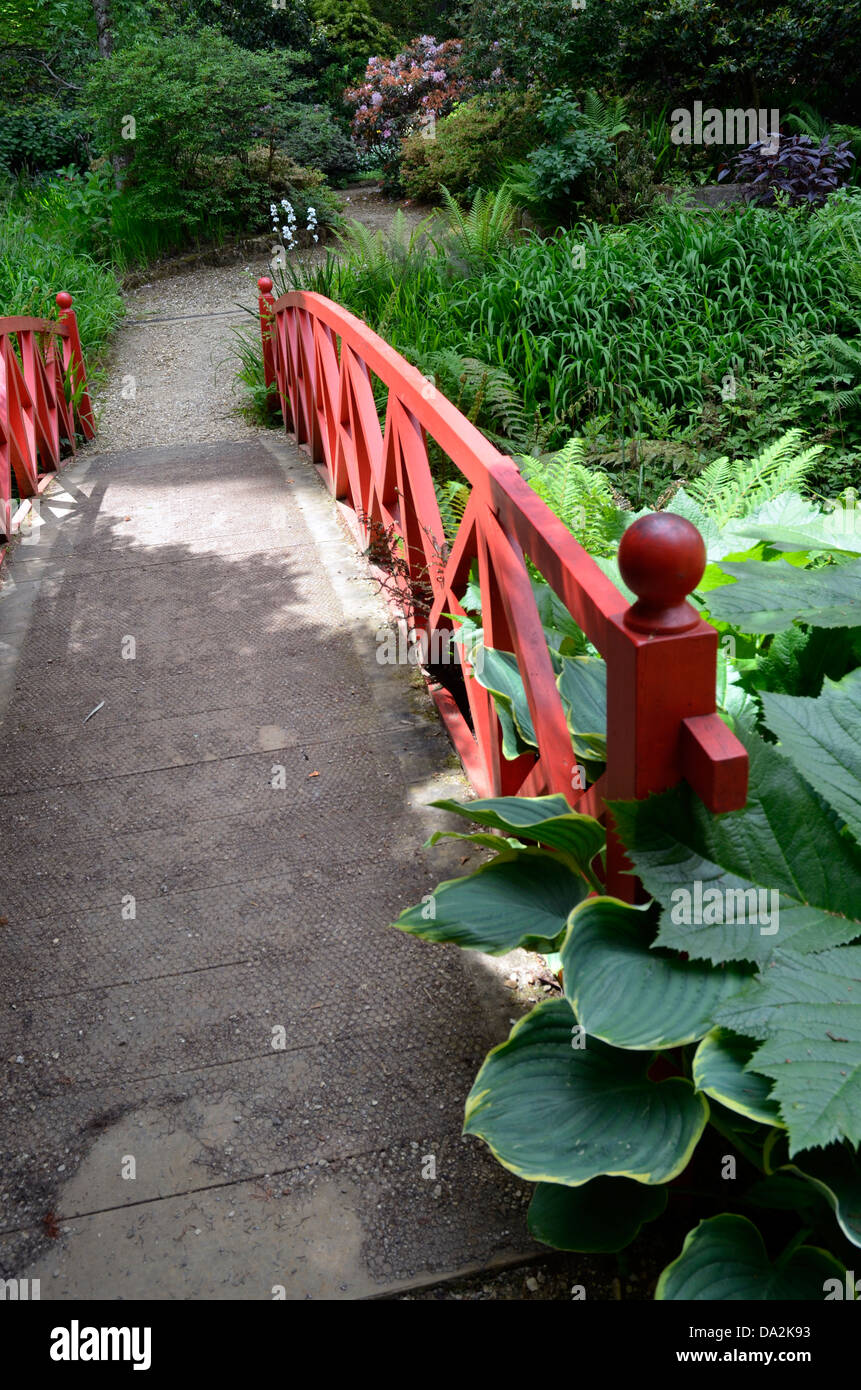 Bridge path hi-res stock photography and images - Alamy