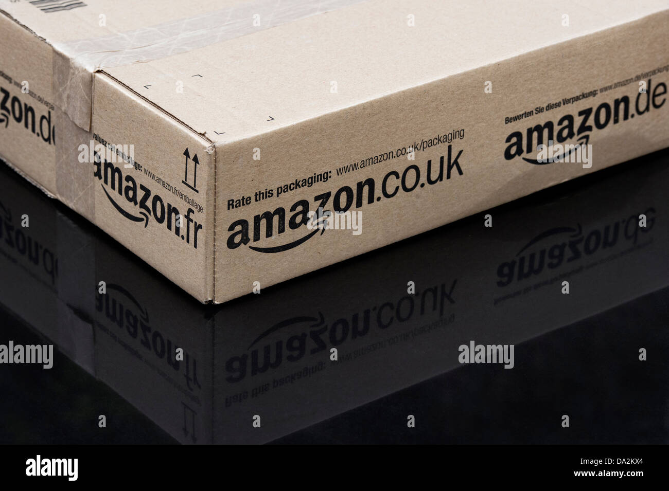 Amazon box hi-res stock photography and images - Alamy