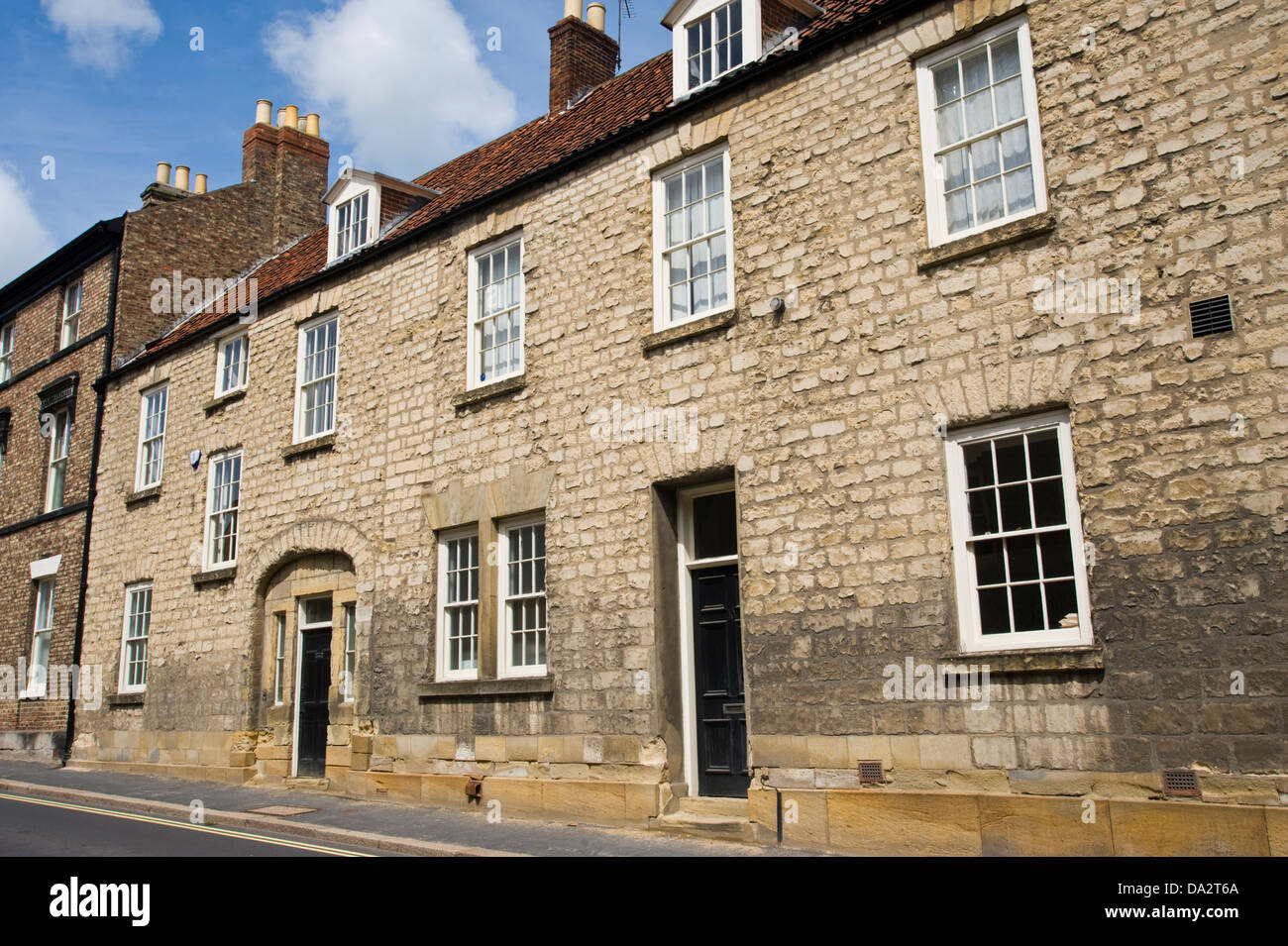 Period houses hi-res stock photography and images - Alamy