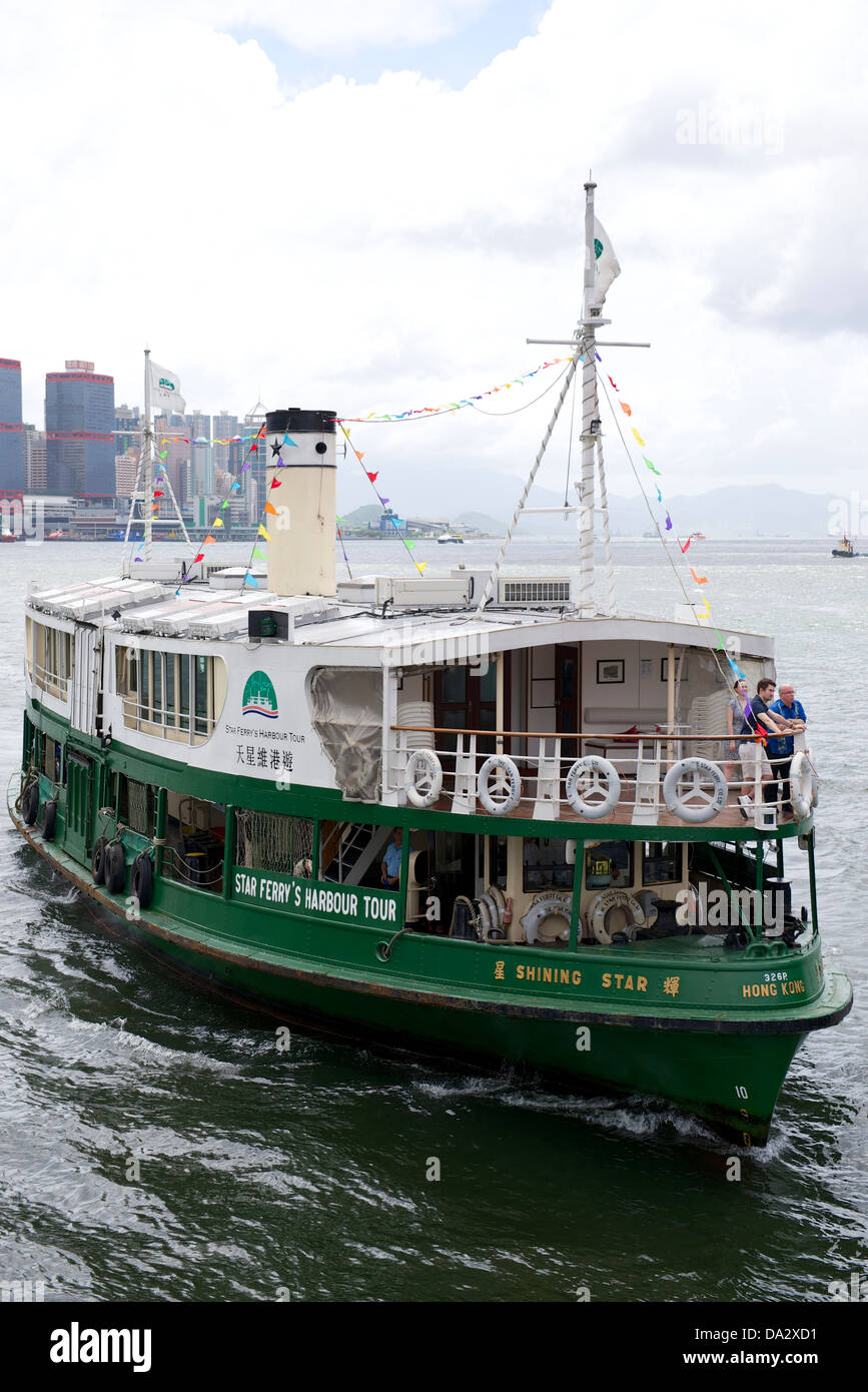 A traditional Star Ferry crossing Victoria harbour Stock Photo - Alamy