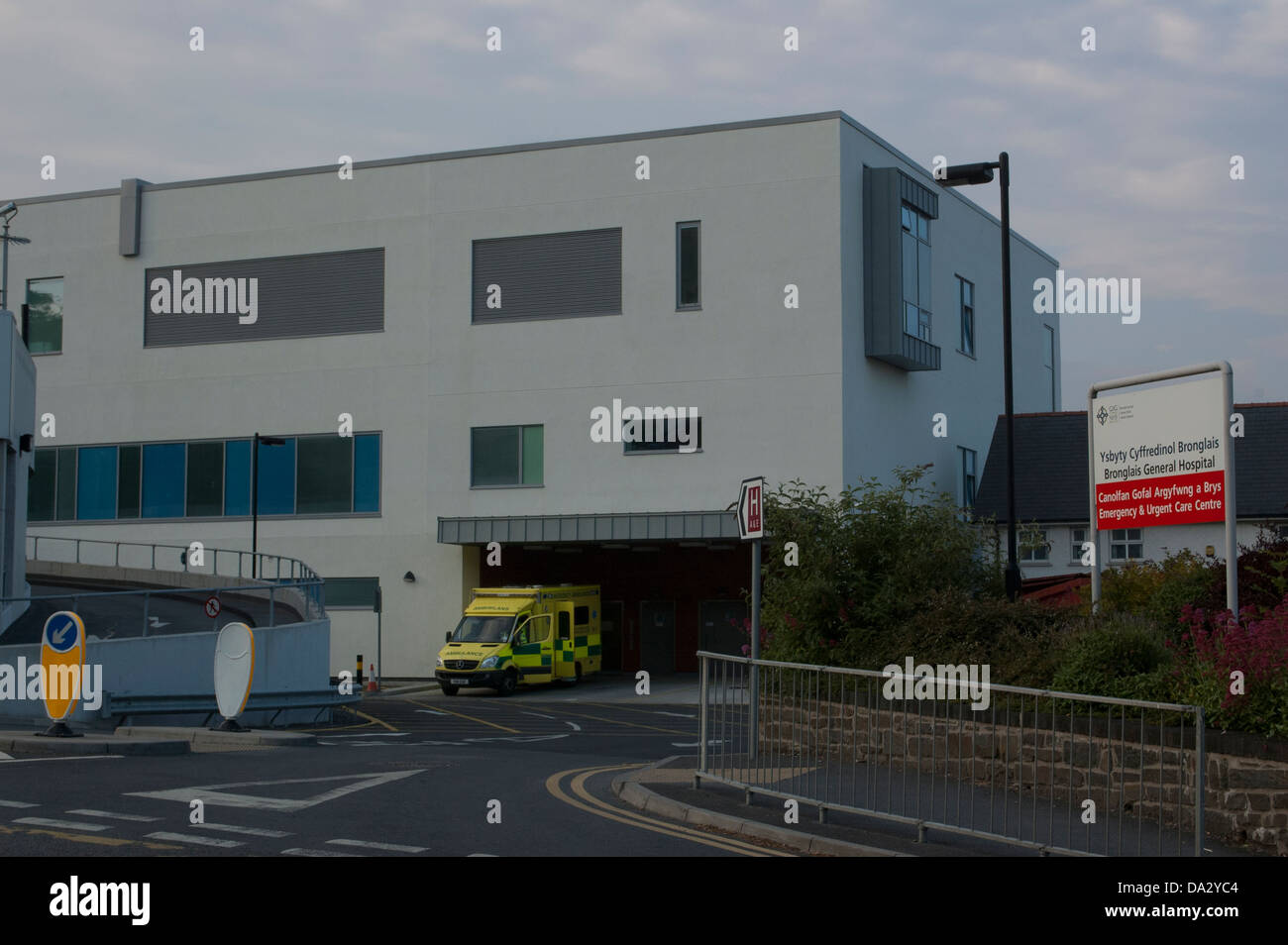 Bronglais hospital redevelopment hi-res stock photography and images ...
