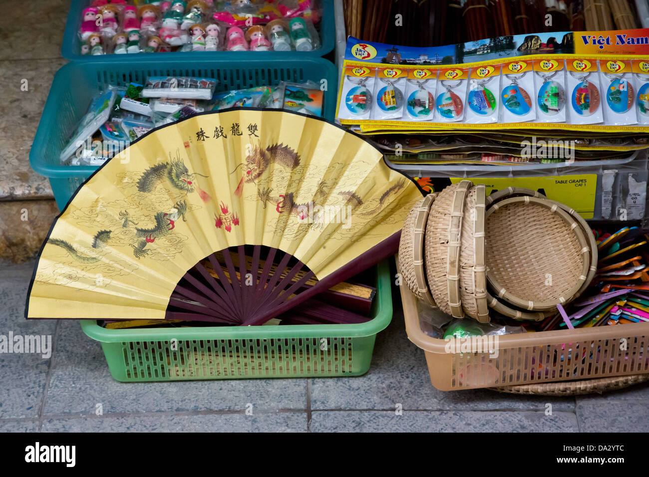 Traditional Hand Fan in Hanoi, Vietnam Stock Photo - Alamy