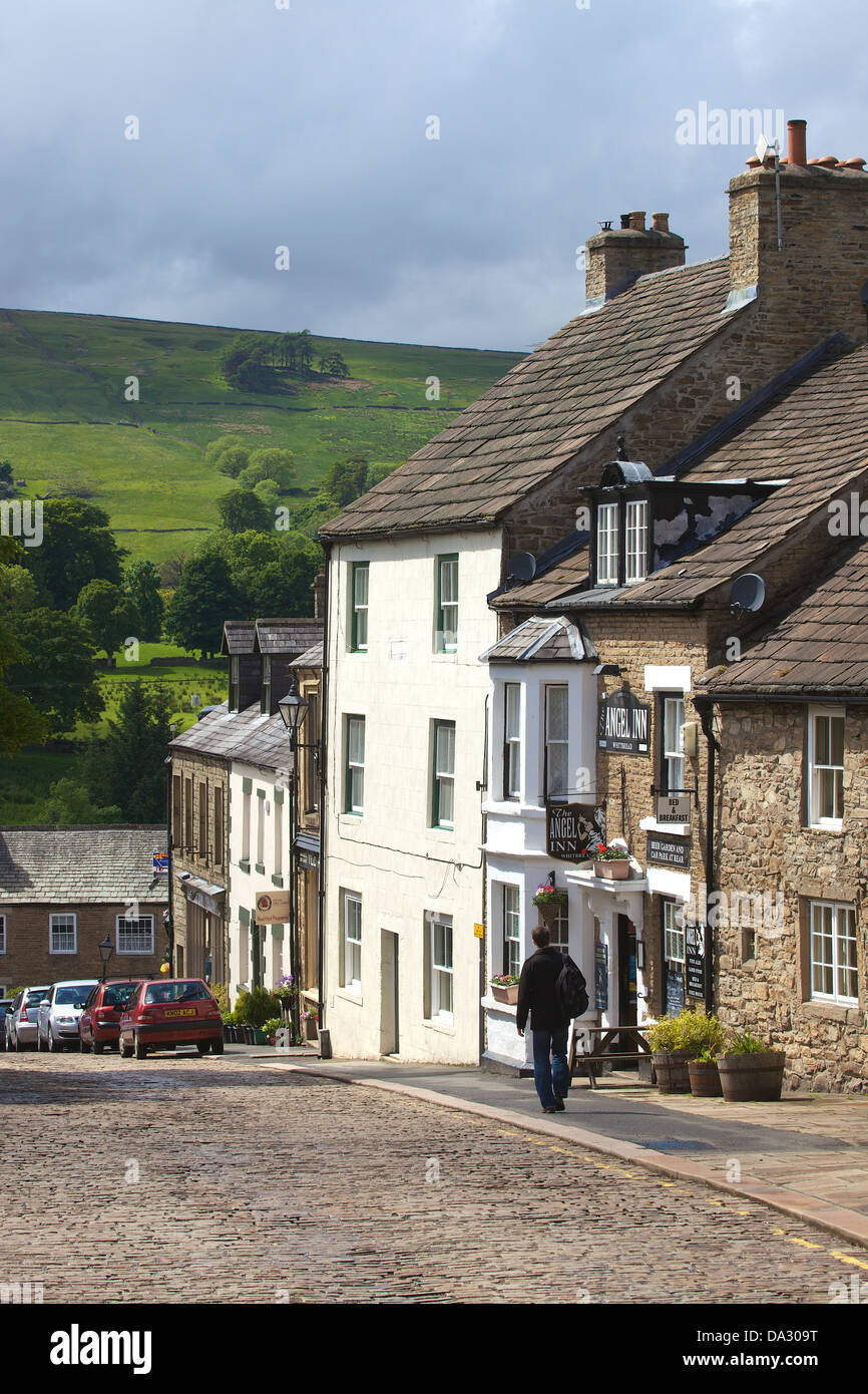 Highest elevated town in england hi-res stock photography and images ...