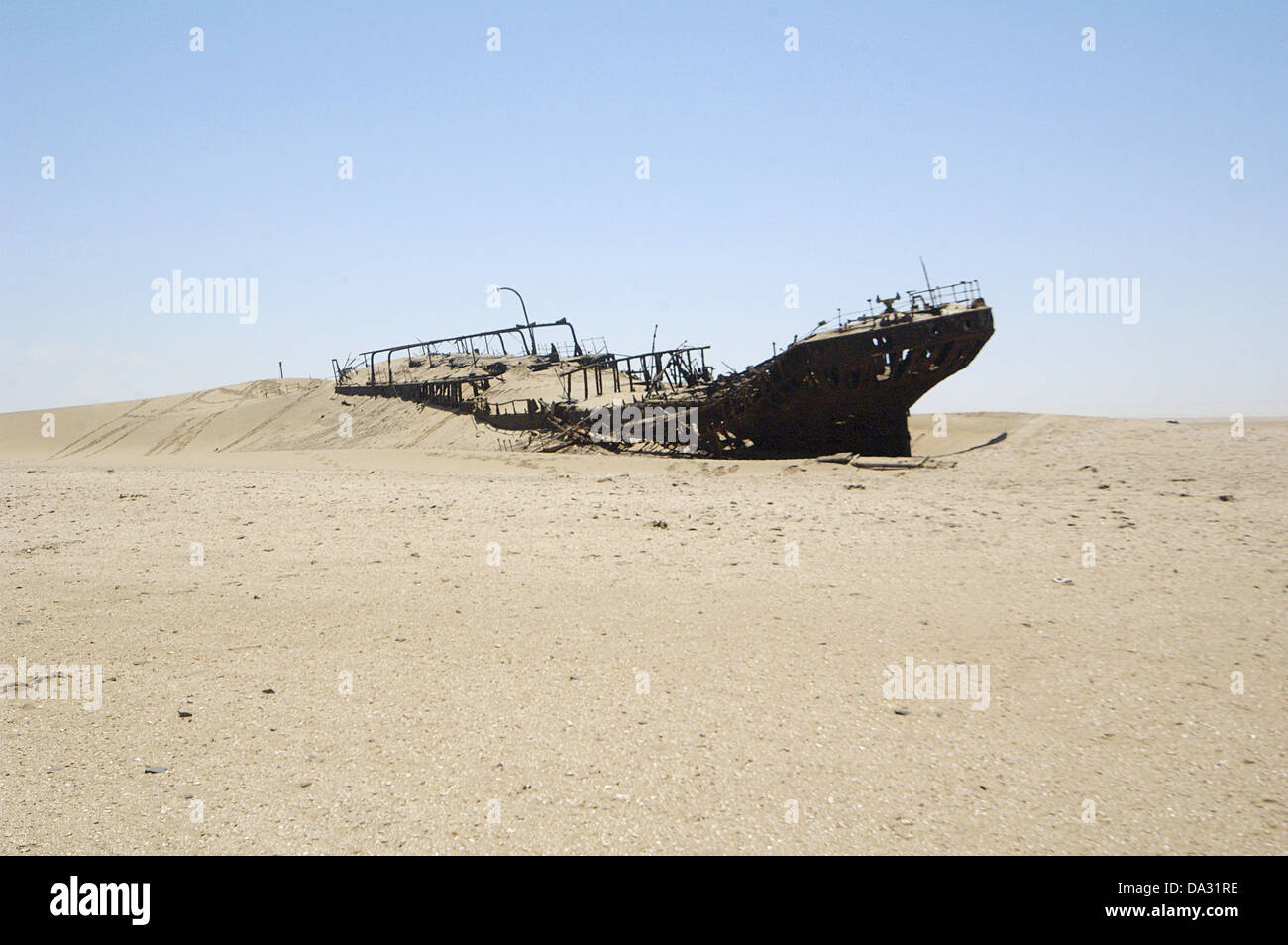 Eduard Bohlen shipwreck in the Namibian Desert Stock Photo - Alamy