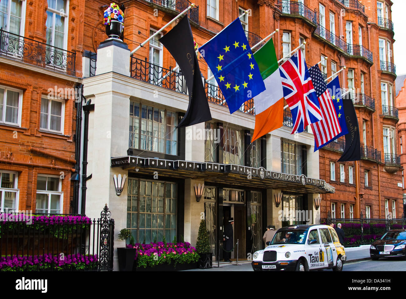 Claridges High Resolution Stock Photography and Images - Alamy
