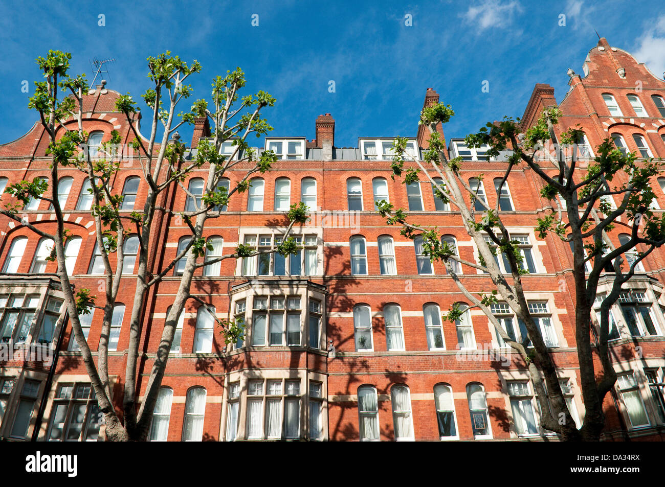 Mansions london hi-res stock photography and images - Alamy