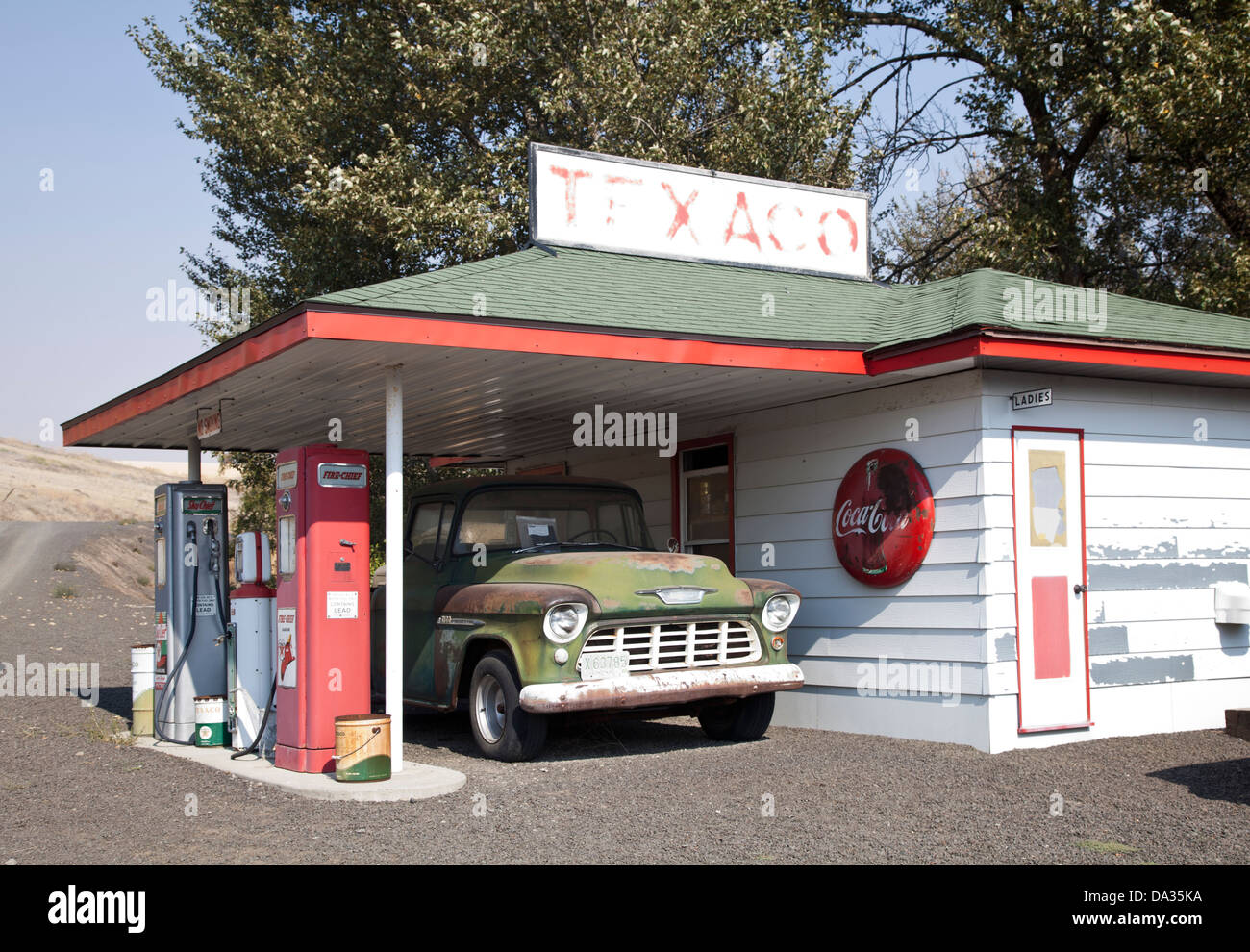 Old texaco gas station hi-res stock photography and images - Alamy