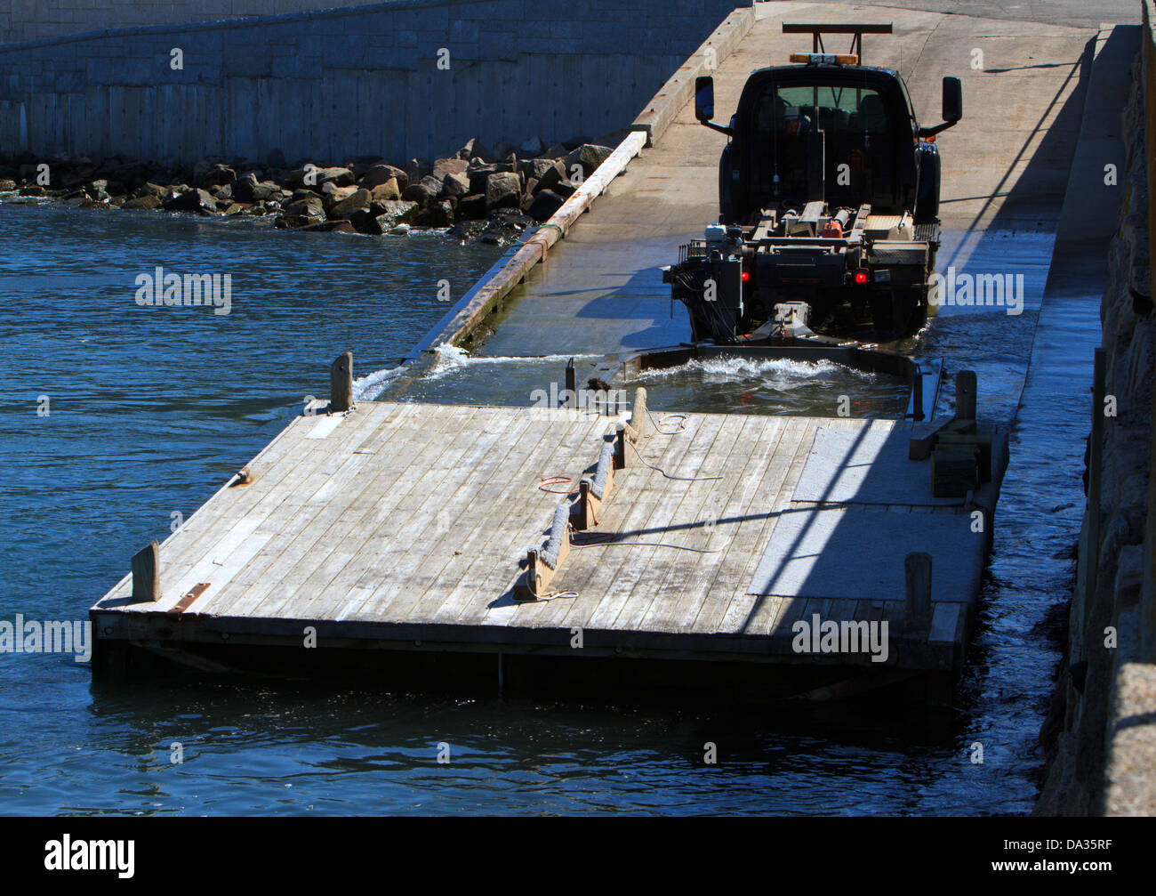 Temporary harbor hi-res stock photography and images - Alamy