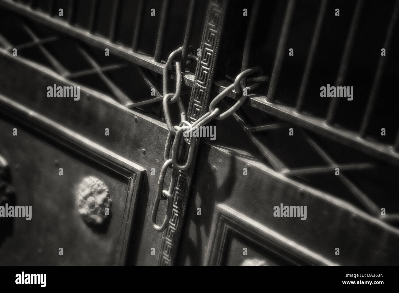 Security chained hi-res stock photography and images - Alamy