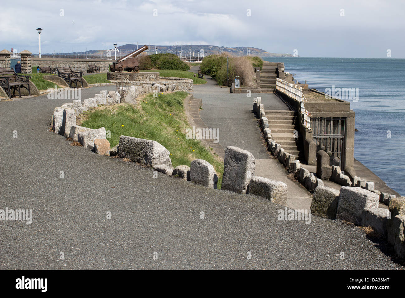 View of the coastline of Dún Laoghaire, Co. Dublin, Ireland Stock Photo ...