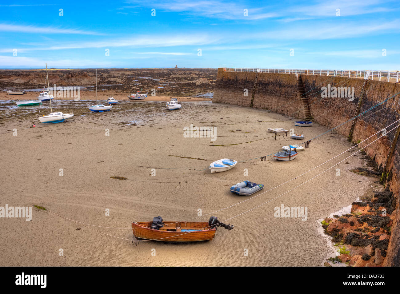 Jersey la rocque harbour hi-res stock photography and images - Alamy