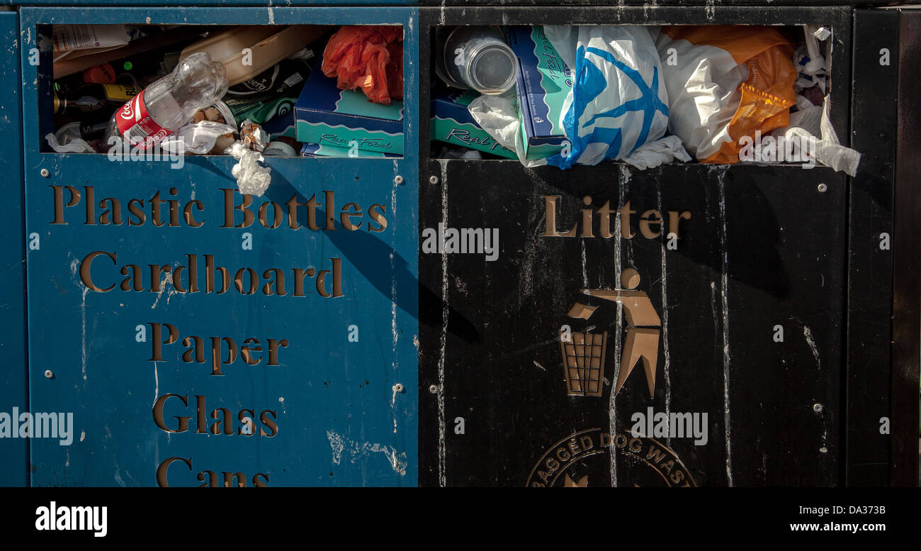 Overflowing litter bin Stock Photo - Alamy Overflowing litter bin Stock Photo - Alamy