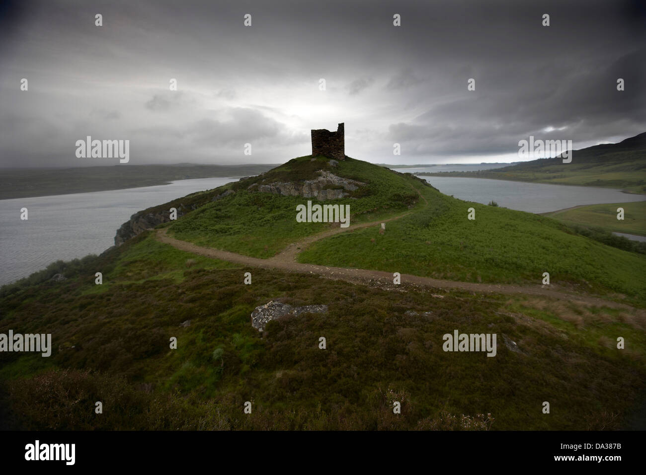 Castle varrich scotland hi-res stock photography and images - Alamy