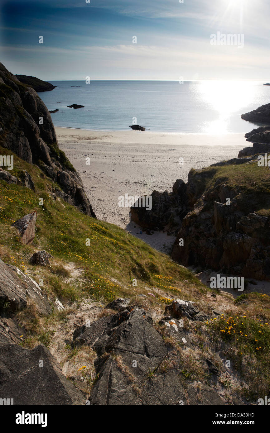 Beach and coastal scenery at Achmelvich, Assynt, Wester Ross ...