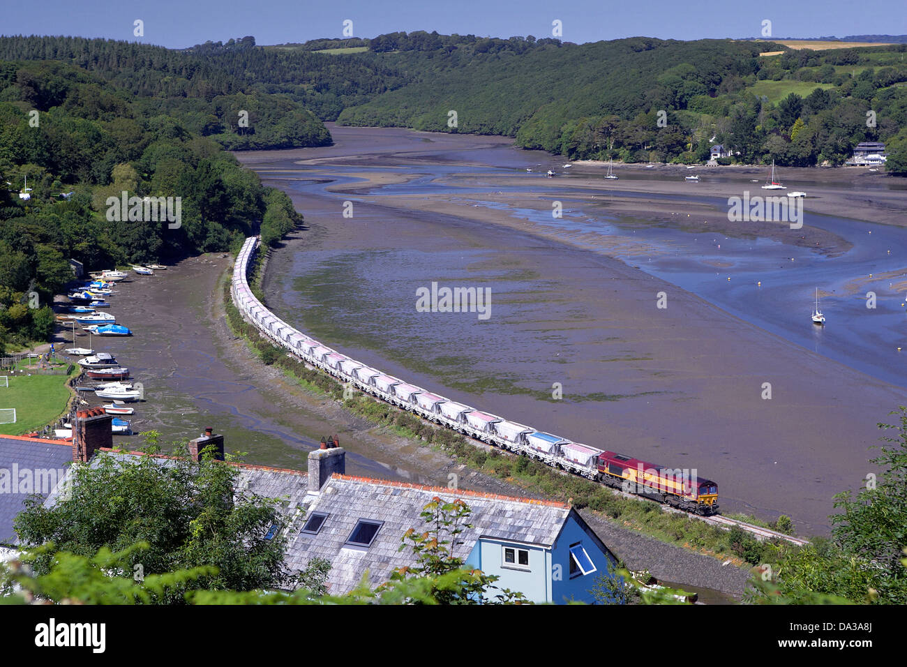 66156 heads 6G08 14:27 Goonbarrow to Fowey Docks loaded china clay ...