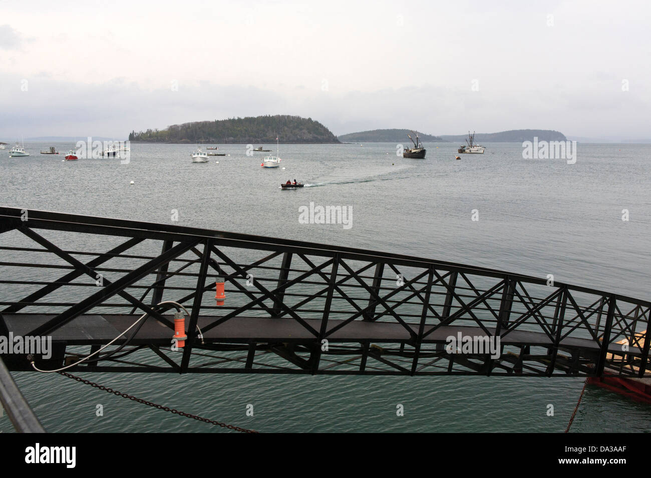 Bar harbor docks hi-res stock photography and images - Alamy