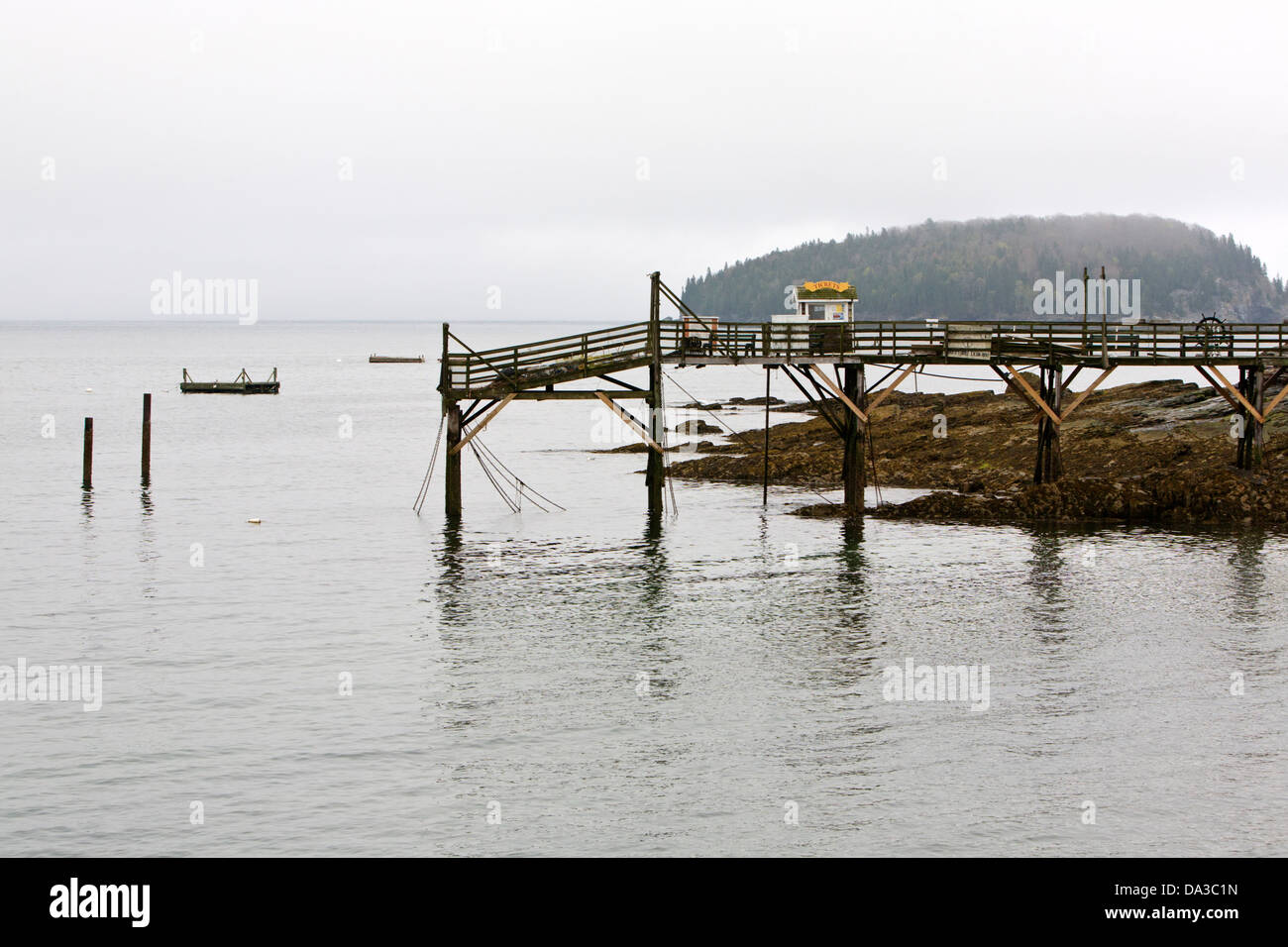 Bar harbor pier hi-res stock photography and images - Alamy