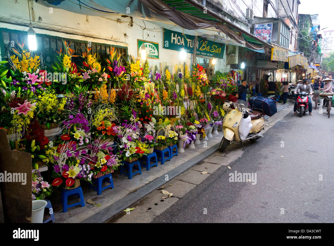 Typical Flower Shop Front in the Old Quarter of Hanoi, Vietnam Stock ...