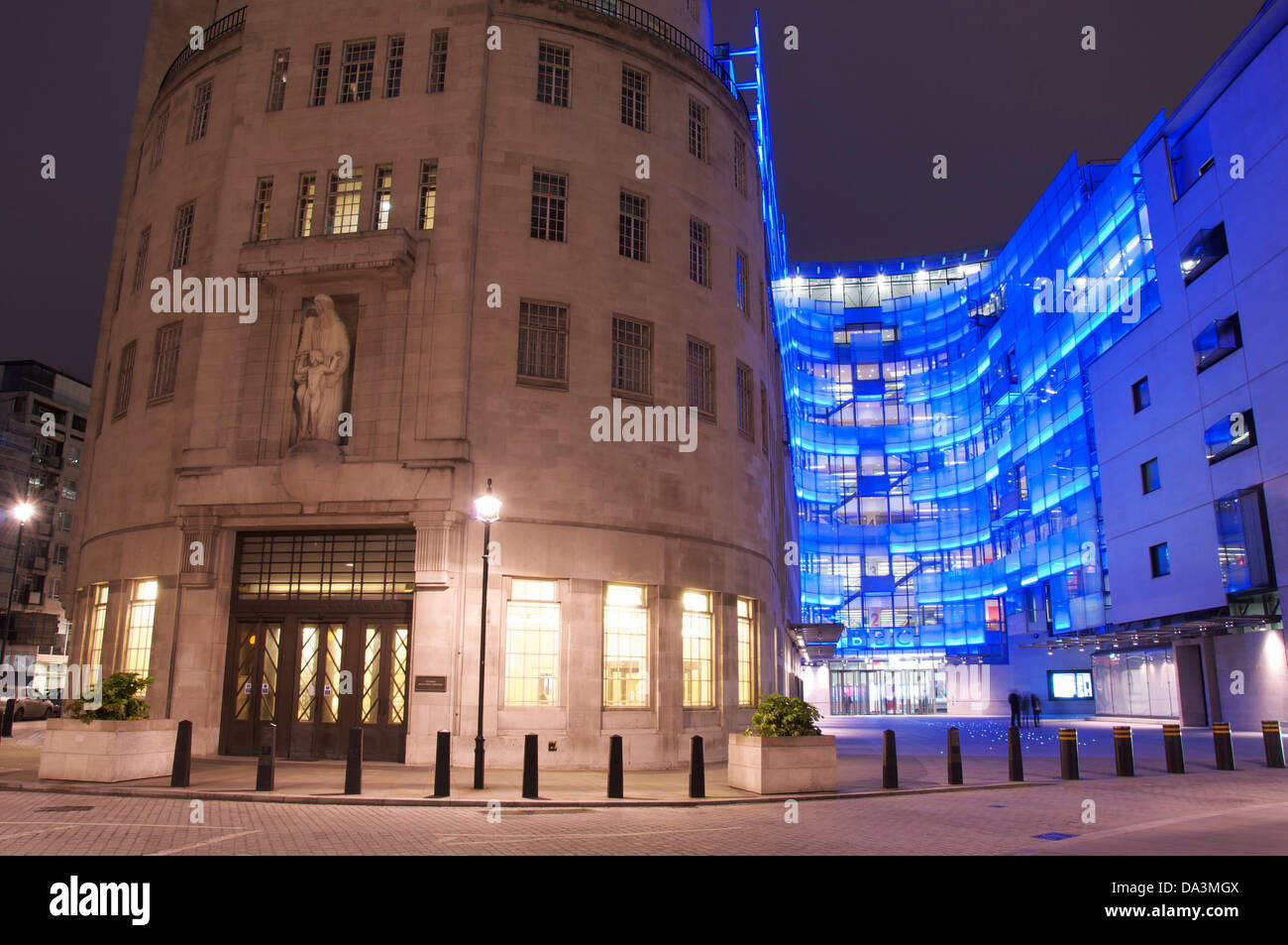 Bbc broadcasting house night hi-res stock photography and images - Alamy