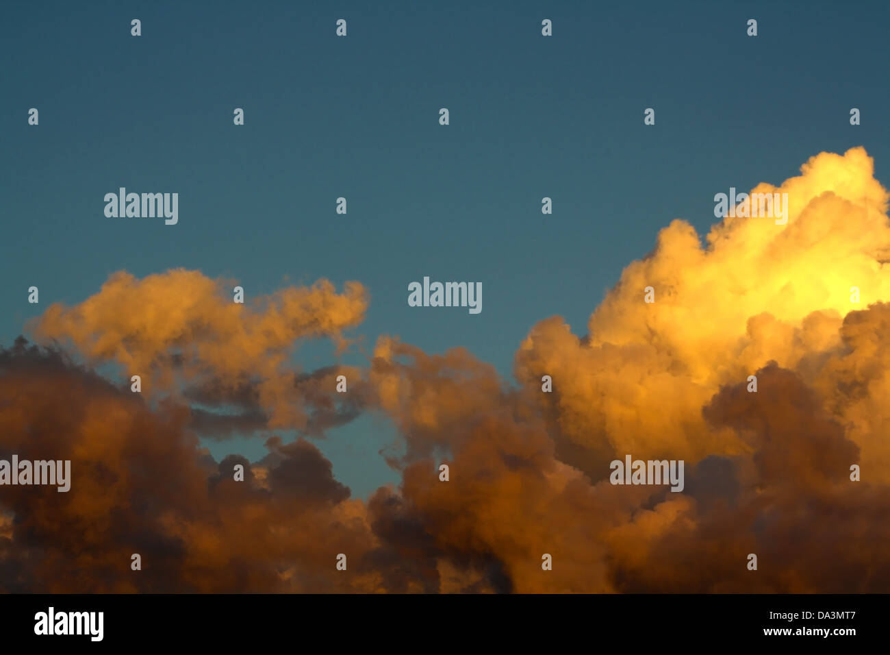 Idyllic clouds hi-res stock photography and images - Alamy