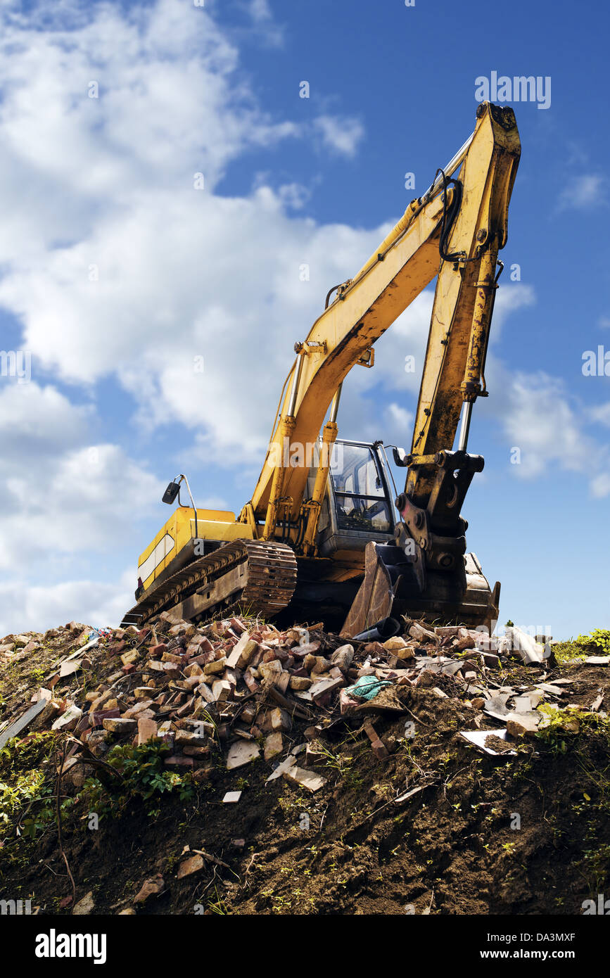 Earthmoving machine hi-res stock photography and images - Alamy