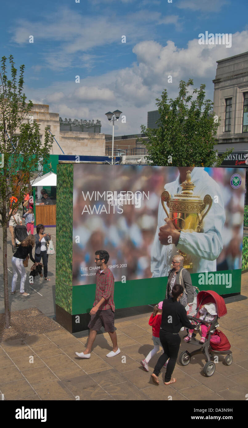 Wimbledon underground station hi-res stock photography and images - Alamy