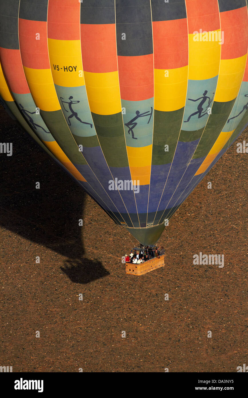 Hot air balloon photographs hi-res stock photography and images - Alamy