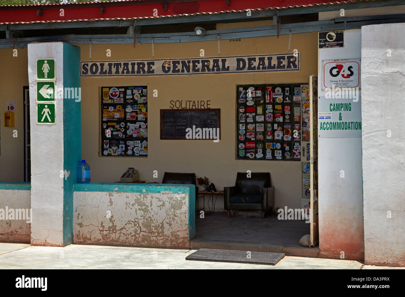 General store africa hi-res stock photography and images - Alamy