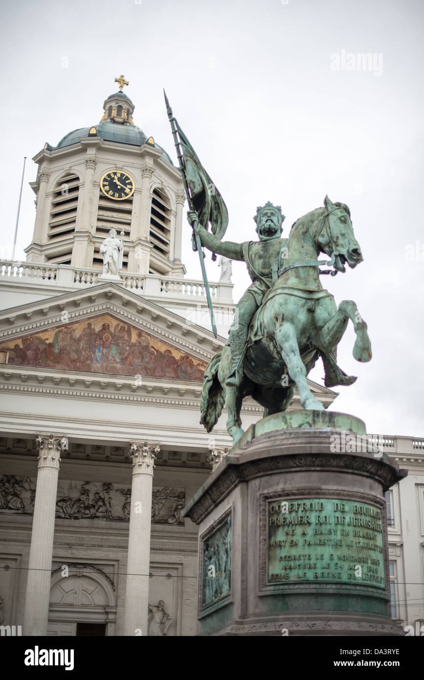Godfrey de bouillon statue hi-res stock photography and images - Alamy