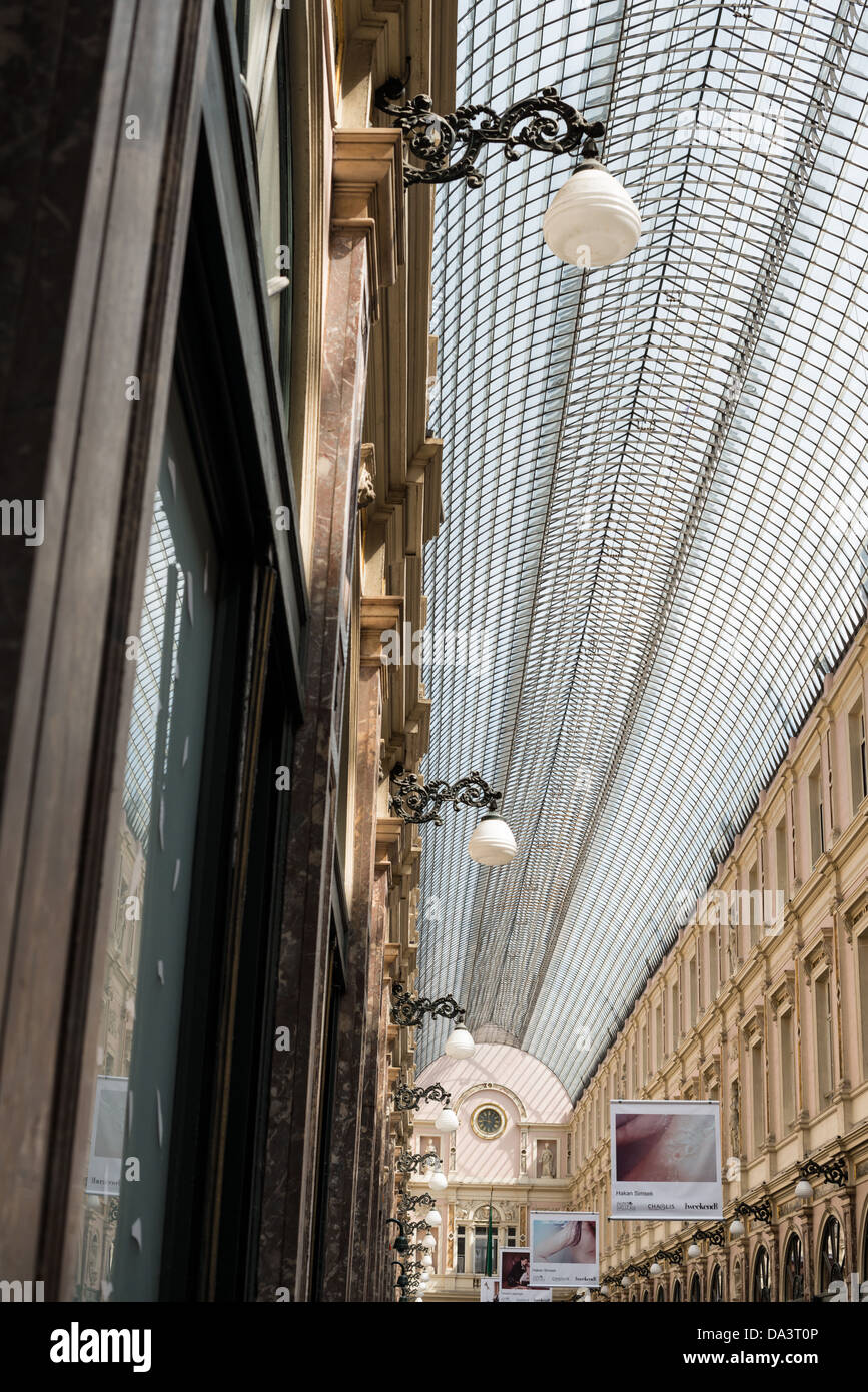 Glass domed shopping arcade hi-res stock photography and images - Alamy
