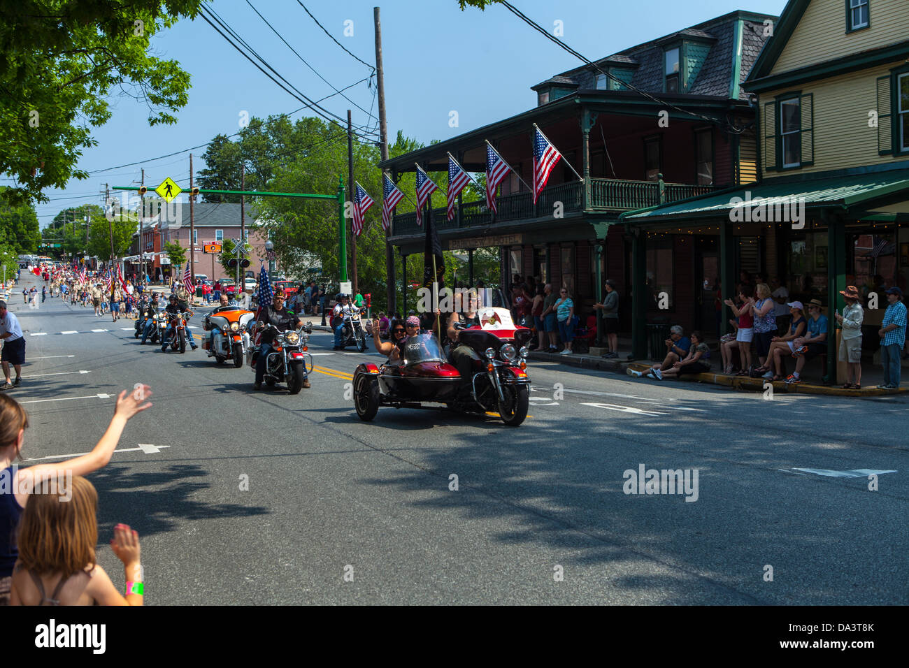 Small town holiday parade hi-res stock photography and images - Alamy