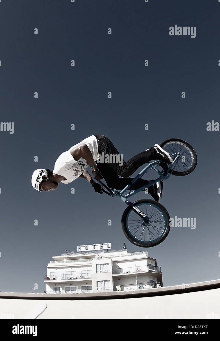 Practice Cycle High Resolution Stock Photography and Images - Alamy