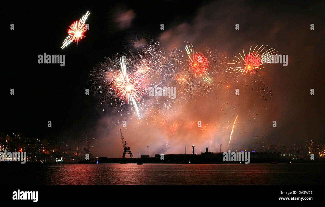 Pyrotechnic materials hi-res stock photography and images - Alamy