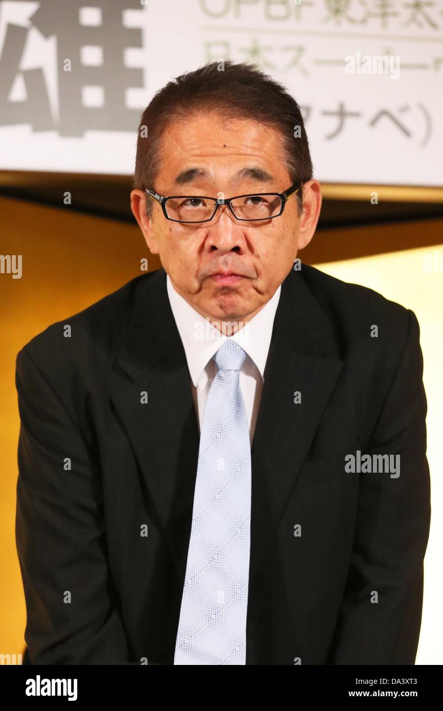 Hitoshi Watanabe, JULY 3, 2013 - Boxing: Ryota Murata of Japan attends the press conference to ...