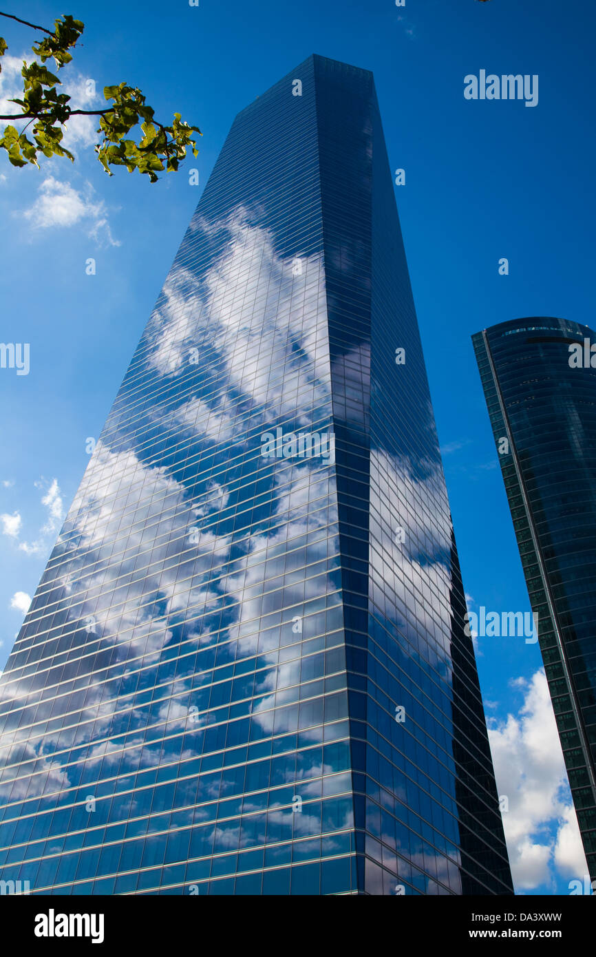 4 tower towers hi-res stock photography and images - Alamy