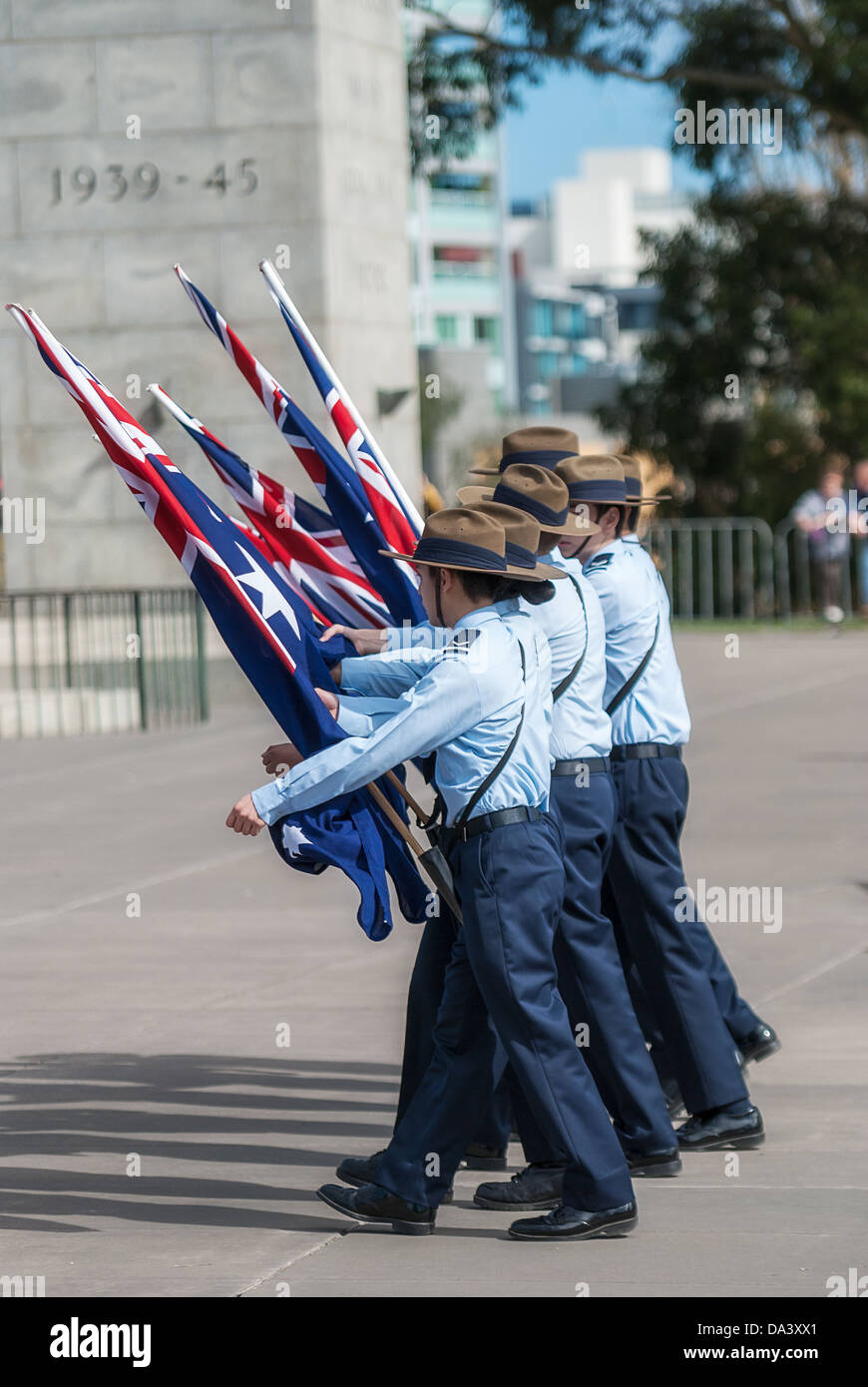 Thousands attend Anzac Day marches across Australia to pay respects to ...