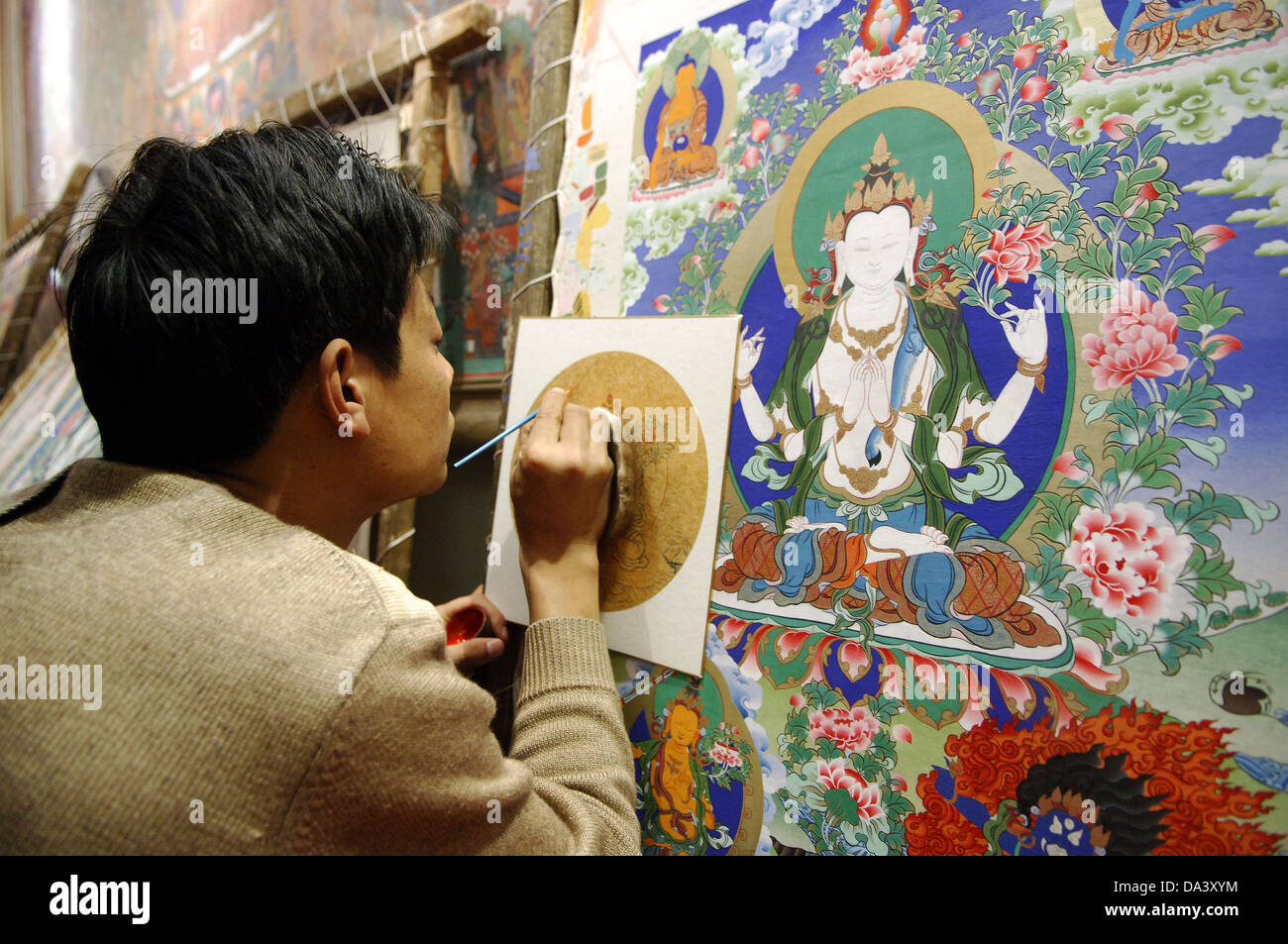 Thangka tibet hi-res stock photography and images - Alamy