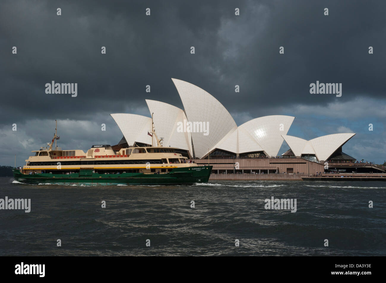 Sydney Opera House and storm clouds Stock Photo - Alamy