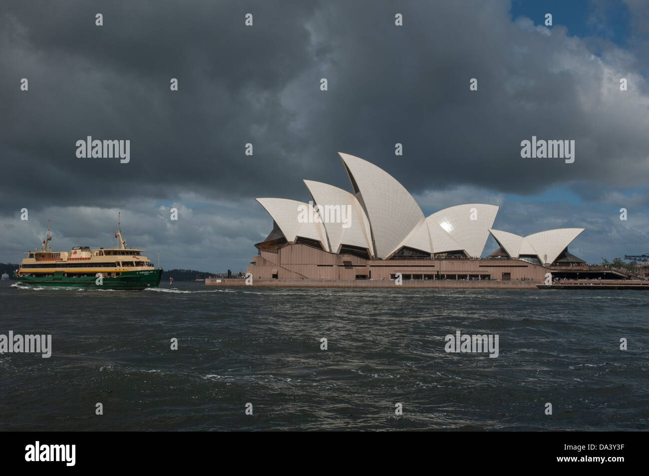 Sydney Opera House and storm clouds Stock Photo - Alamy