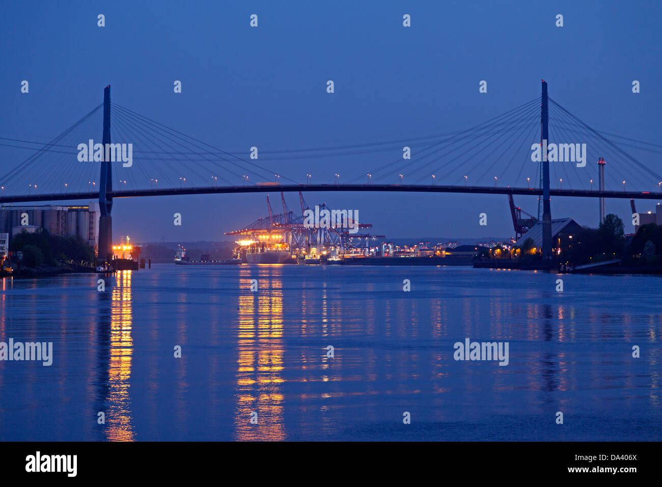 Koehlbrand bridge hi-res stock photography and images - Alamy