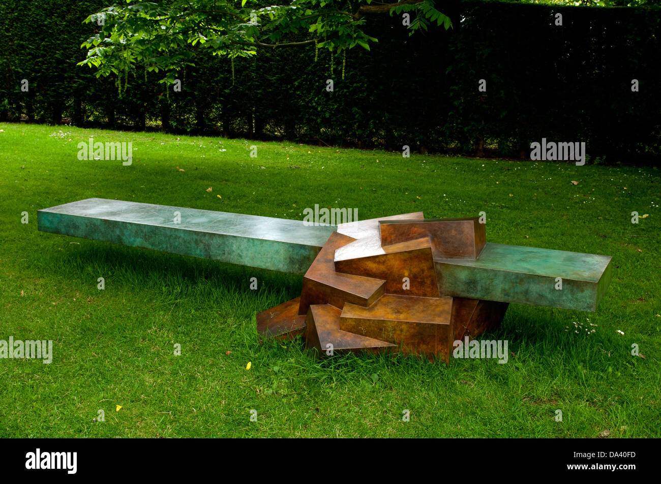 Bruce beasley sculpture hi-res stock photography and images - Alamy