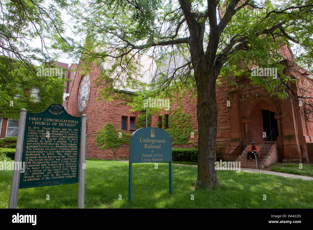 Historic congregational church hi-res stock photography and images - Alamy
