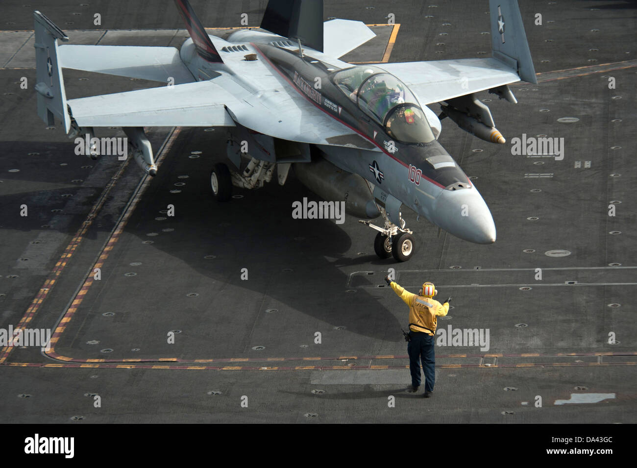 Directs hi-res stock photography and images - Alamy