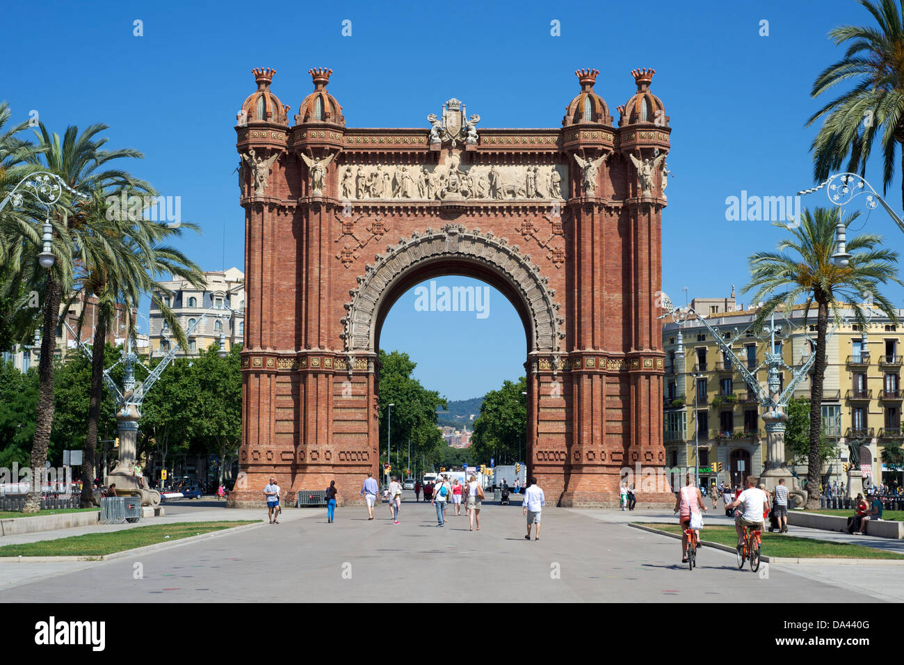 Arc del triomf hi-res stock photography and images - Alamy