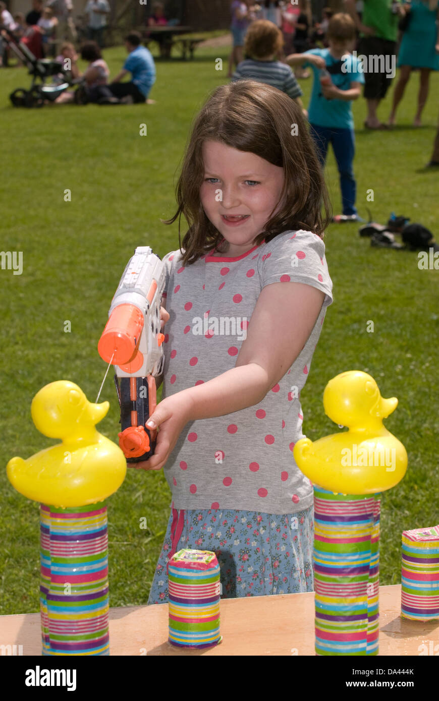 Squirting water gun hi-res stock photography and images - Alamy